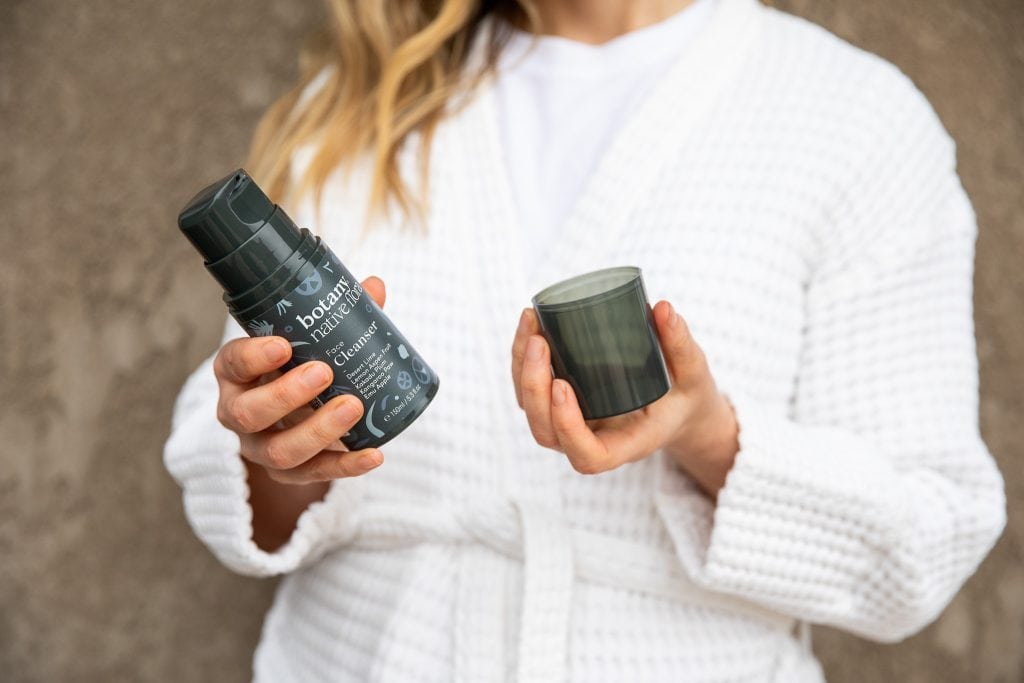 NATIVE FLORA FACE CLEANSER - Botany Essentials